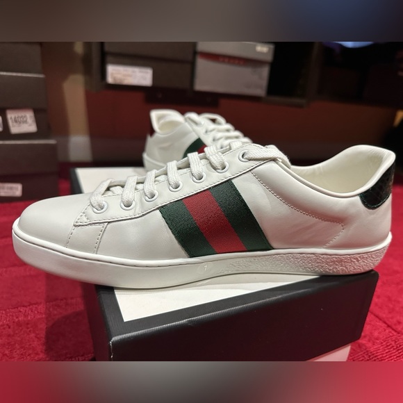 Gucci | Shoes | Mens Gucci Ace Embroidered Sneakers With Bumblebee And ...